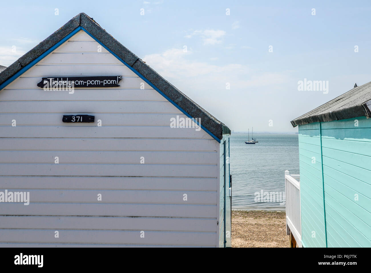 Southend beach huts hi-res stock photography and images - Alamy