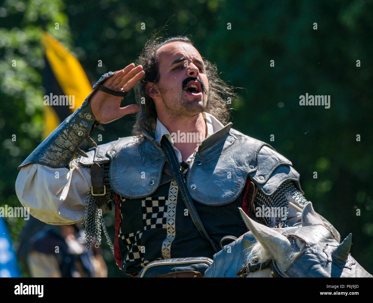 Les Knight's Instagram, Twitter & Facebook on IDCrawl