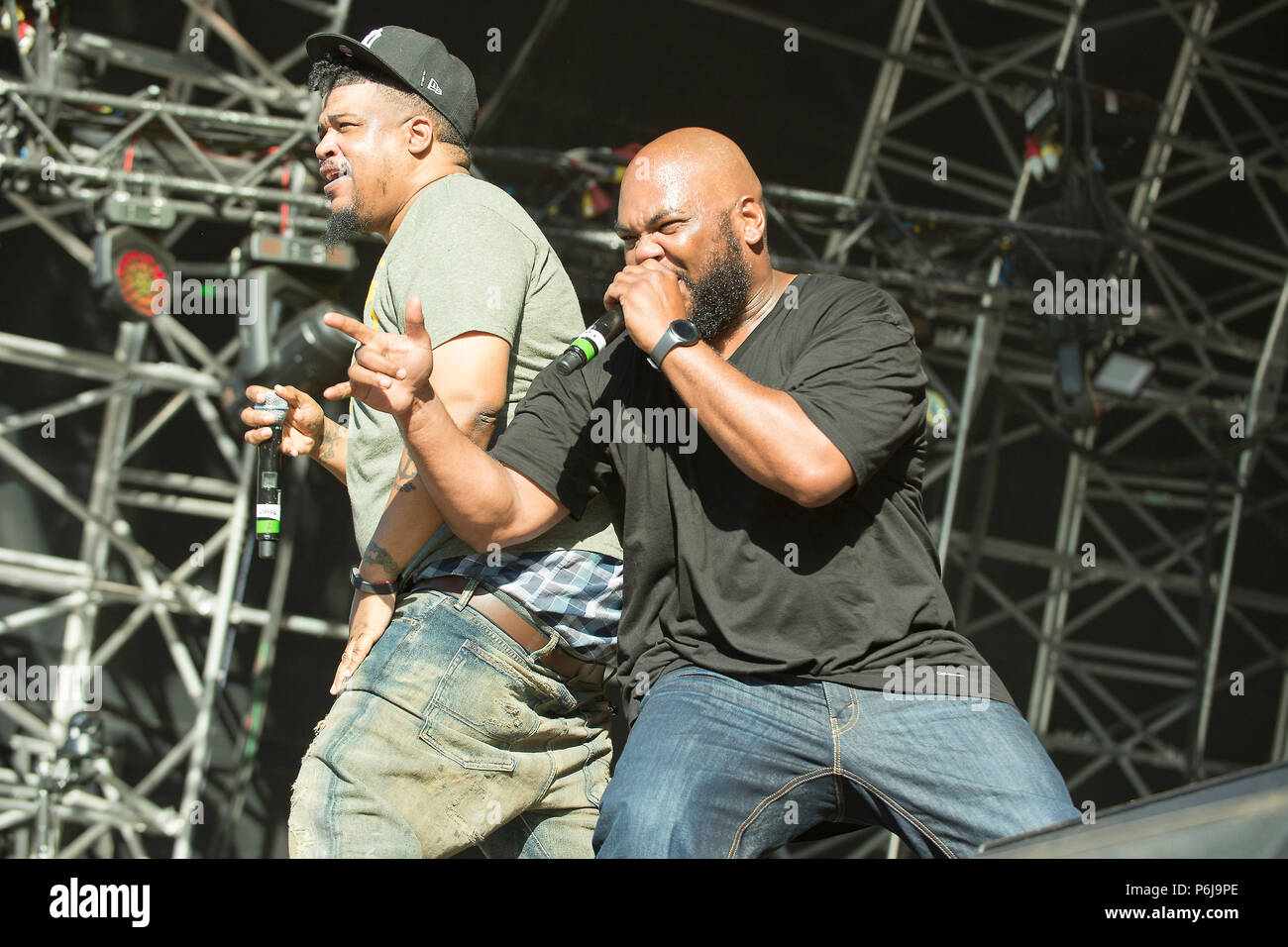 June pointer pointer sisters hi-res stock photography and images - Alamy