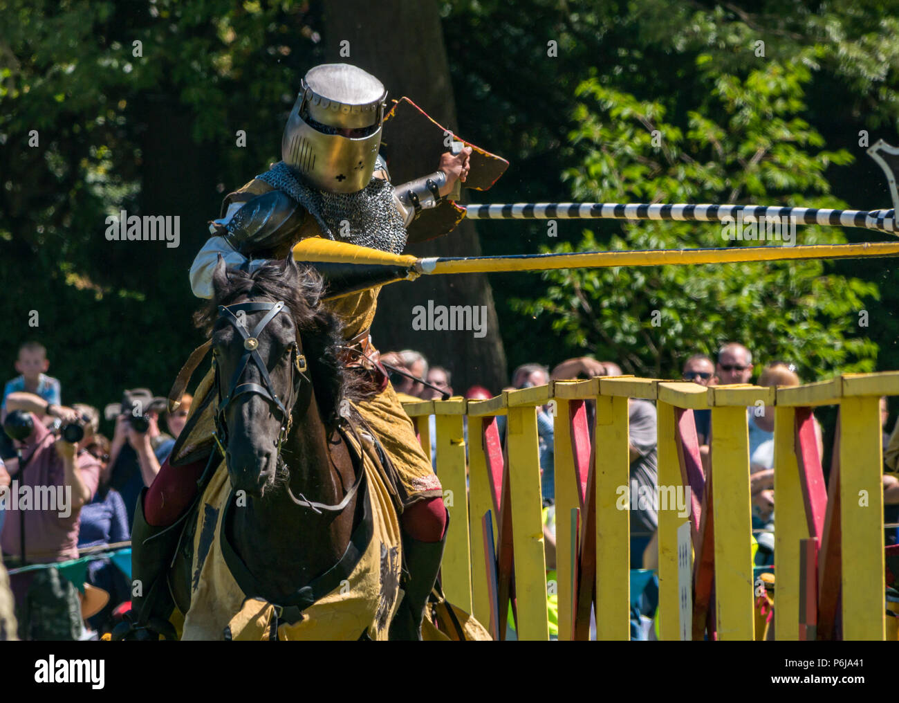 Medieval weapons lance hi-res stock photography and images - Alamy