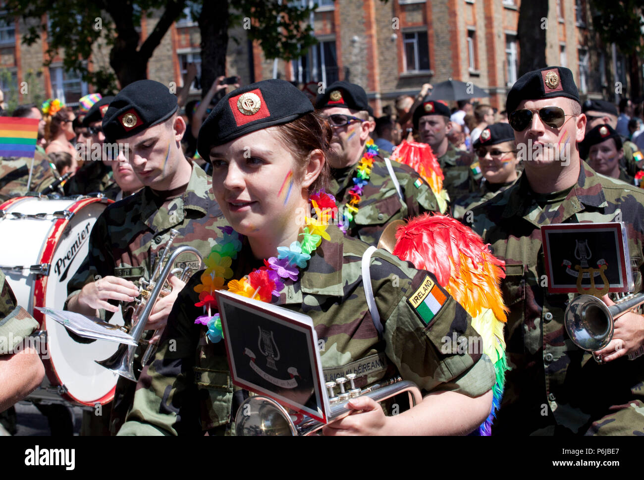 Irish defence forces uniform hi-res stock photography and images - Alamy