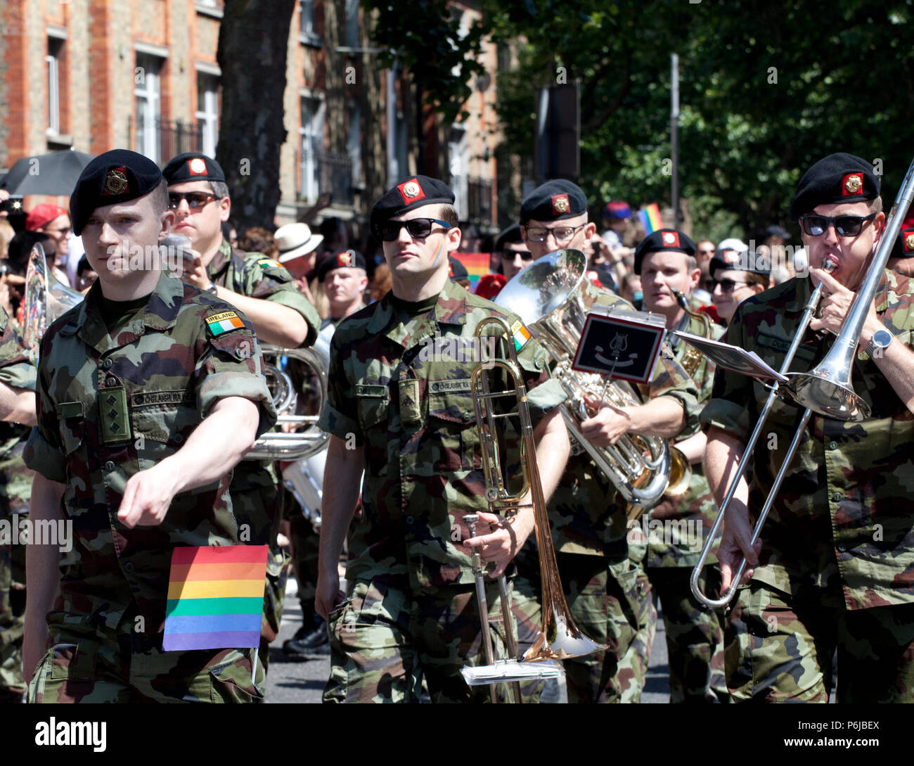 Irish defence forces uniform hi-res stock photography and images - Alamy