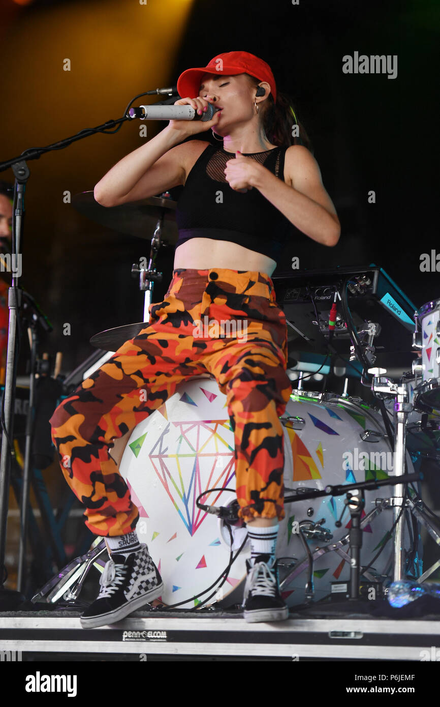 Amanda duffy hi-res stock photography and images - Alamy