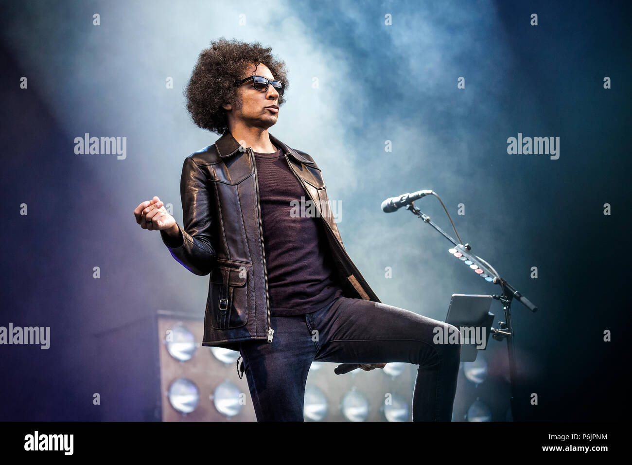William duvall alice in chains hi-res stock photography and images - Alamy