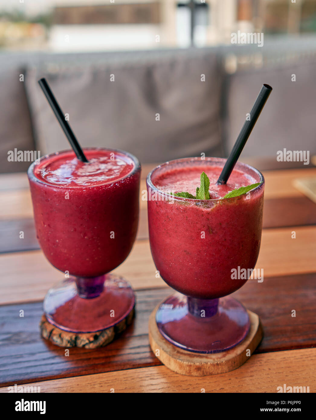 Health smoothies hi-res stock photography and images - Alamy