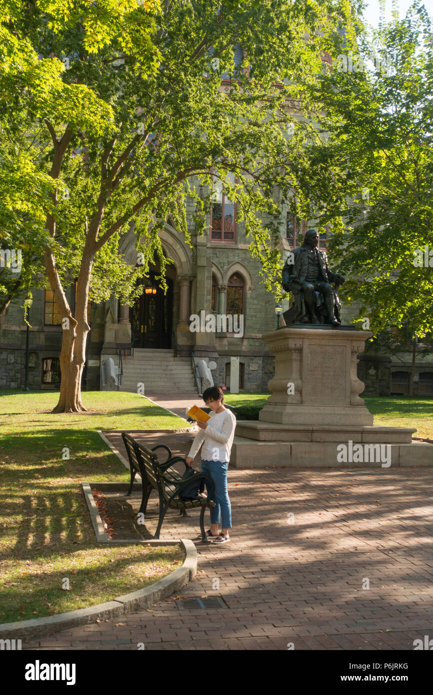 University of pennsylvania campus hi-res stock photography and images ...