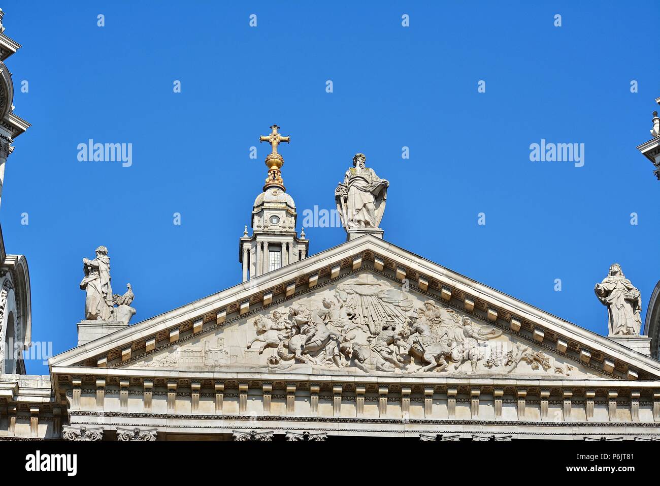Iconic shots of london hi-res stock photography and images - Alamy
