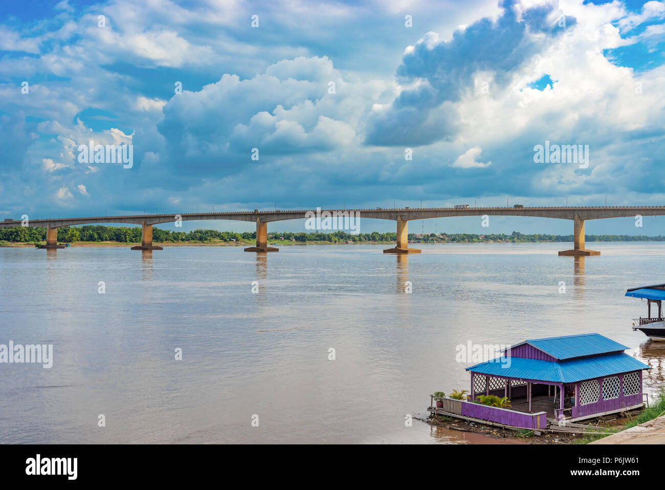 Landscape view at Mekong river and Kizuna Bridge in Kampong Cham ...