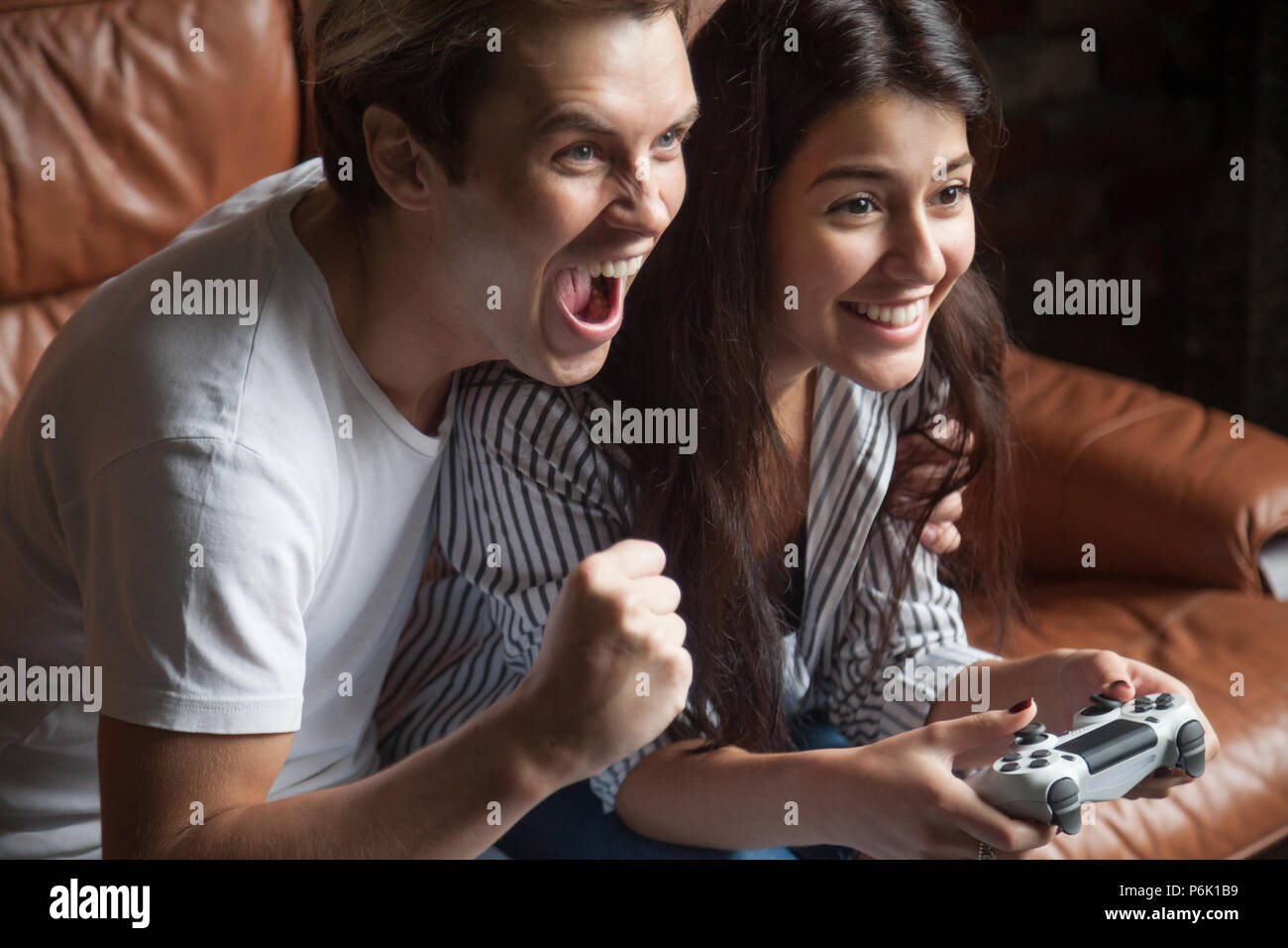 Xbox gamer girl hi-res stock photography and images - Alamy