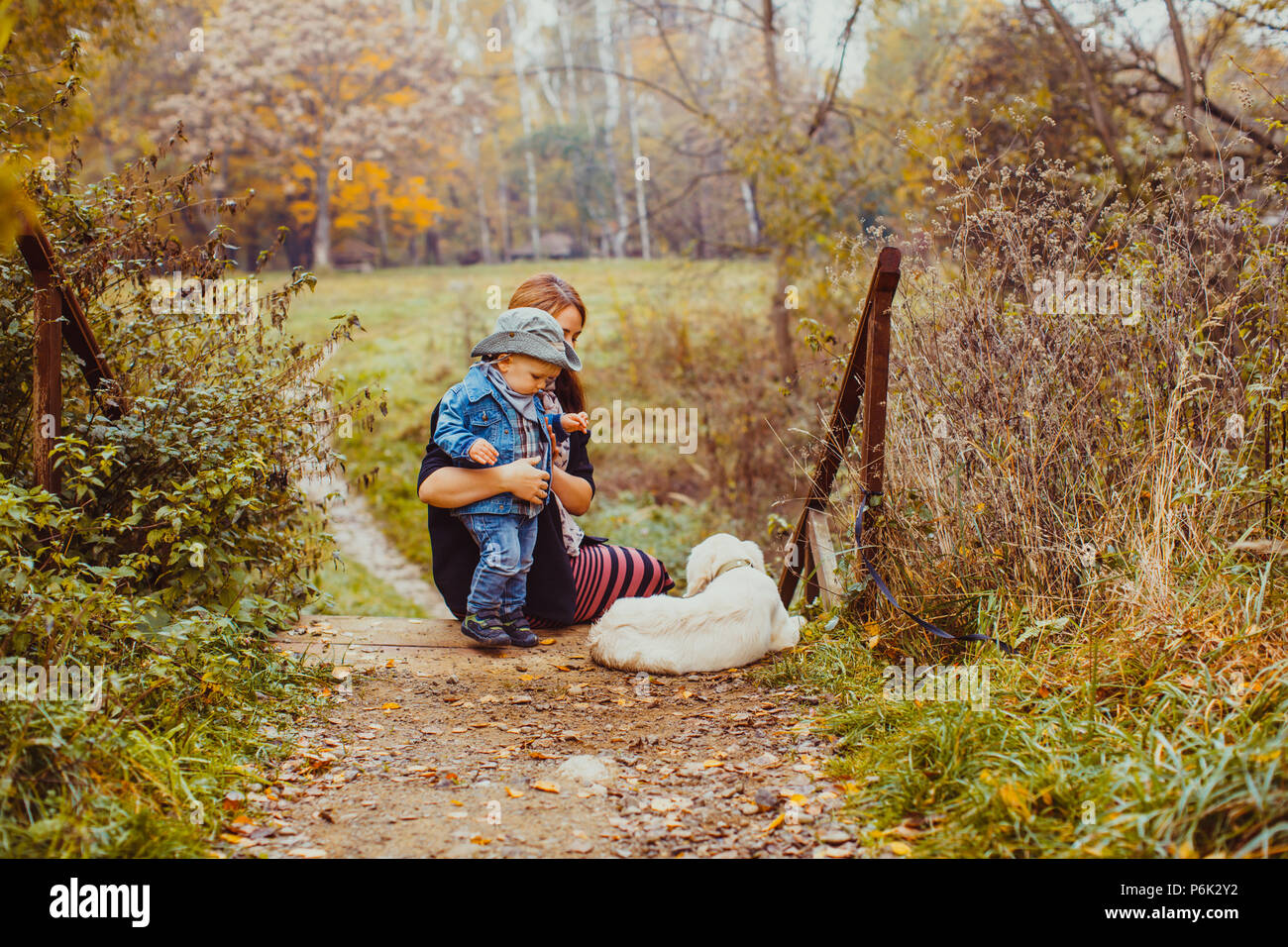 Familiarity hi-res stock photography and images - Alamy