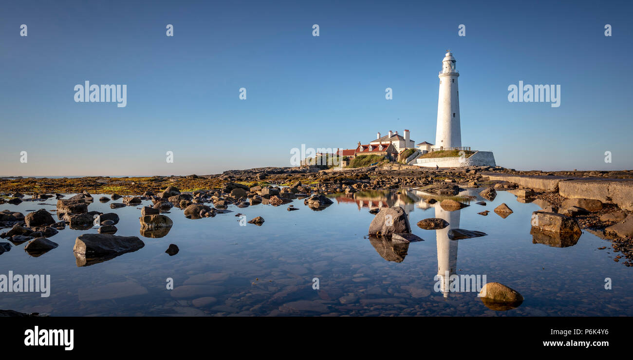 Whitley bay hi-res stock photography and images - Alamy