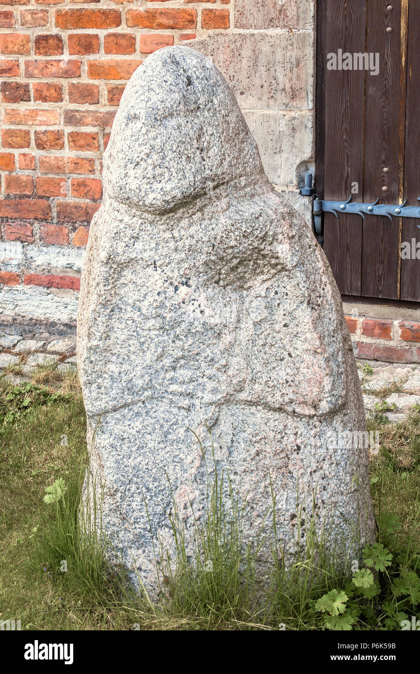 Anthropomorphic sculpture hi-res stock photography and images - Alamy