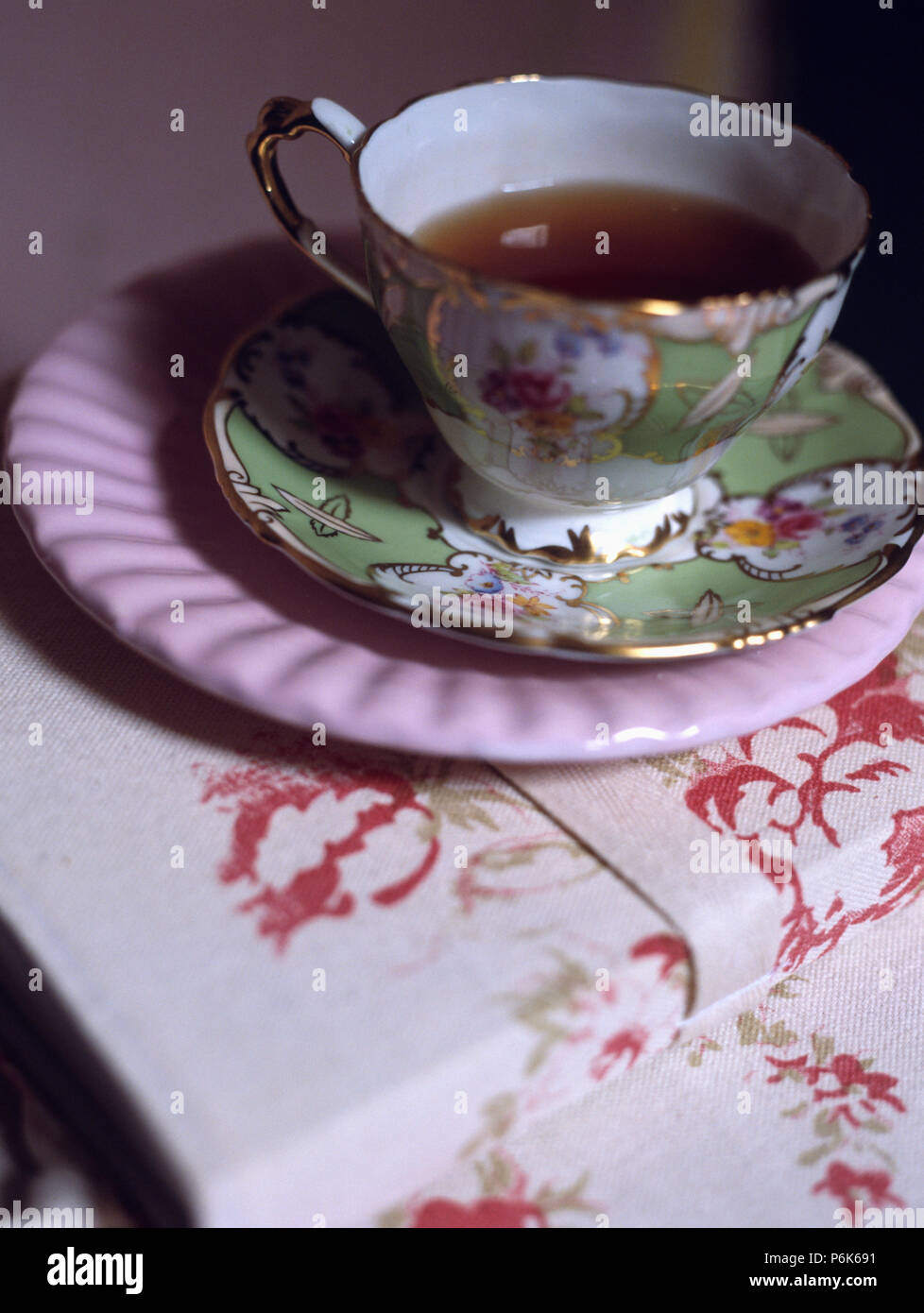 Green teacup hi-res stock photography and images - Alamy