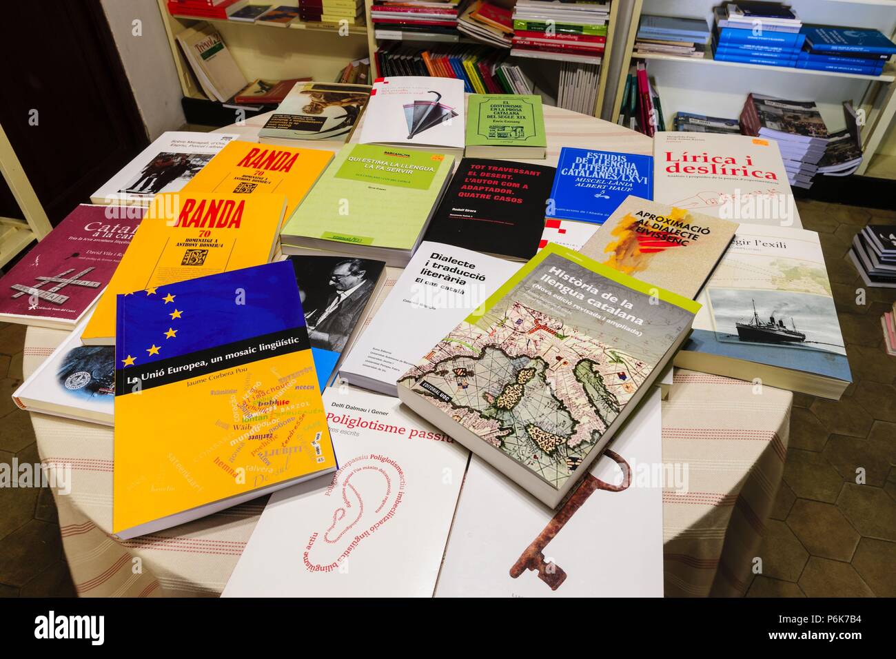 Literatura catalan hi-res stock photography and images - Alamy