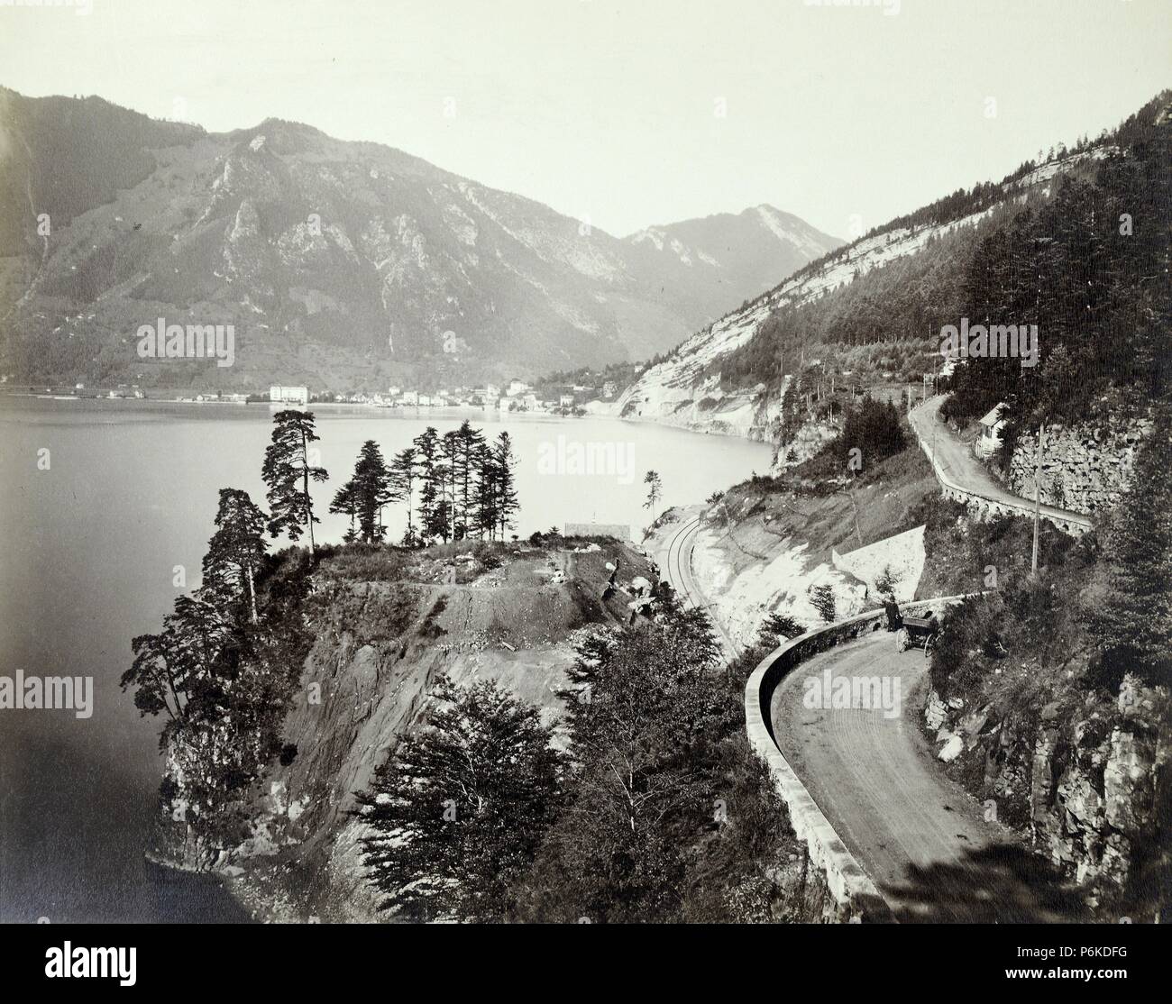 Suiza, Carretera Axenstrasse en Brunnen Stock Photo - Alamy