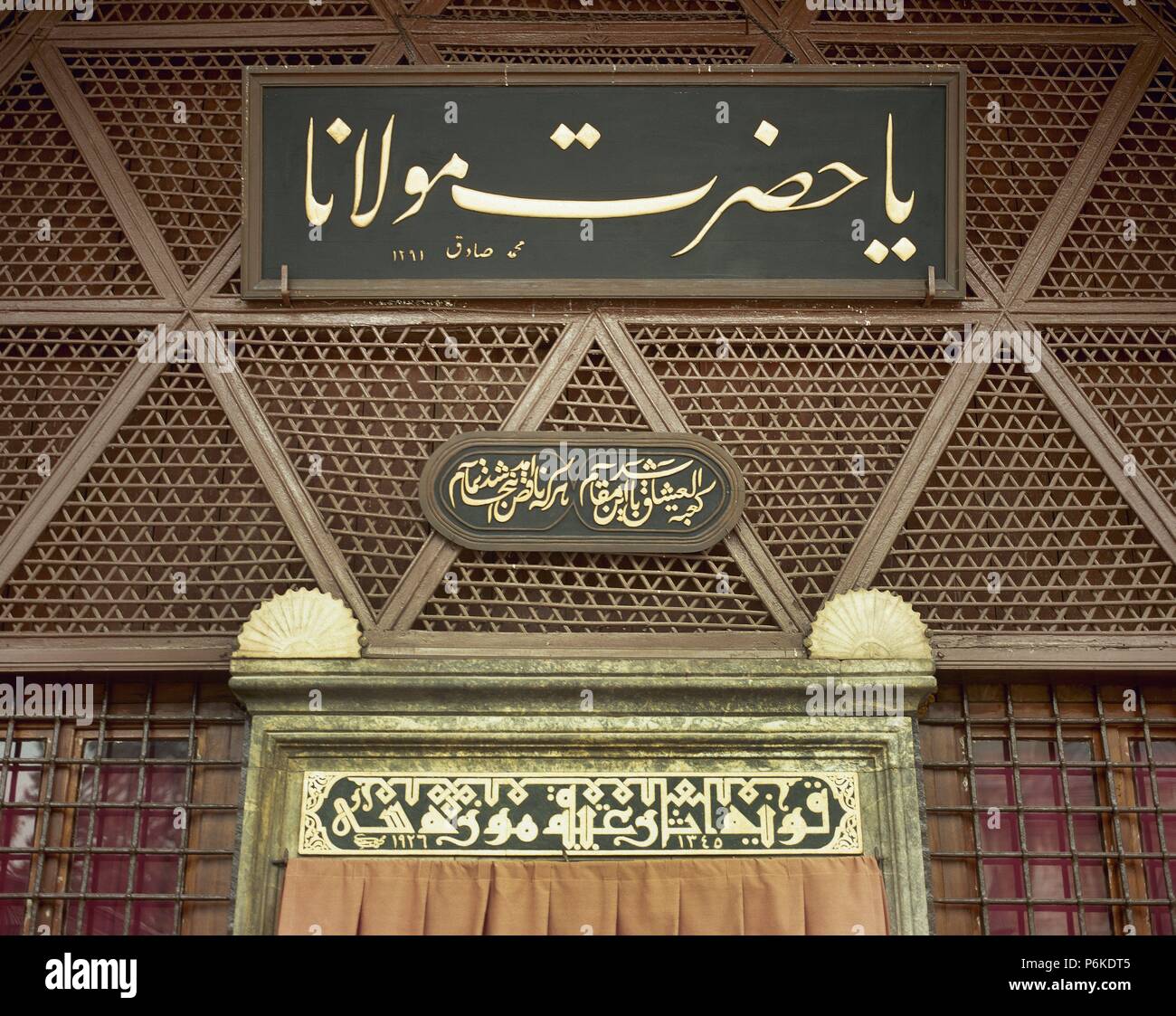 ESCRITURA ARABE. CALIGRAFIA ARABE (zona superior y central). CALIGRAFIA ...