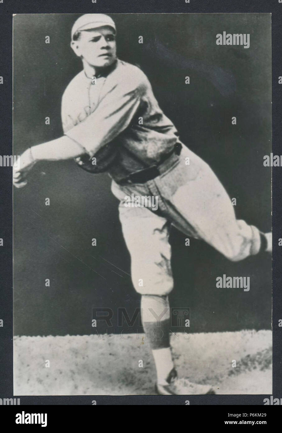 1915 Babe Ruth action Stock Photo - Alamy
