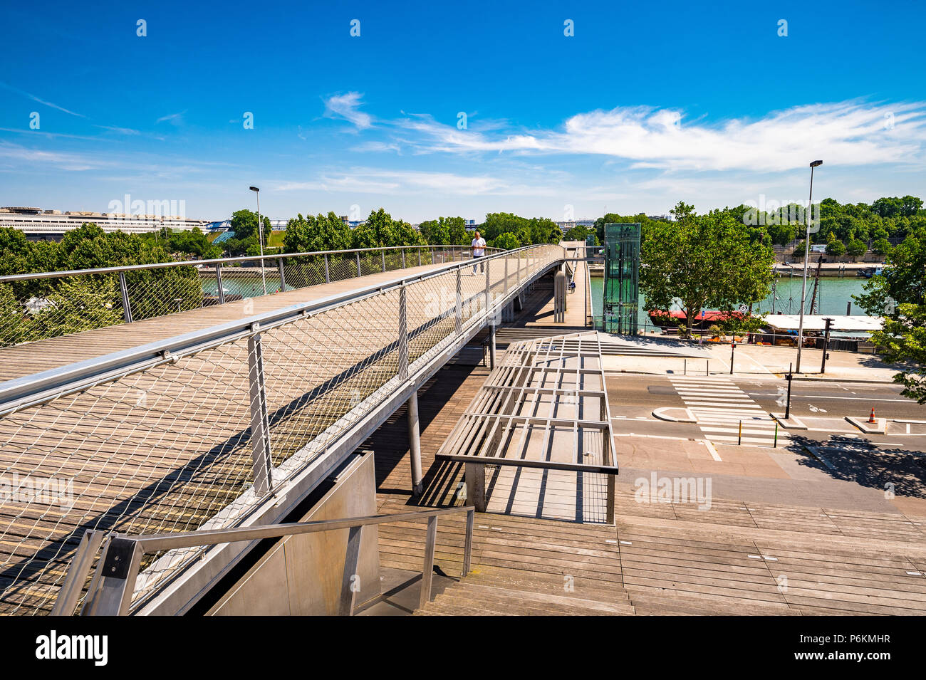 The Simone de Beauvoir footbridge crosses the River Seine from the ...