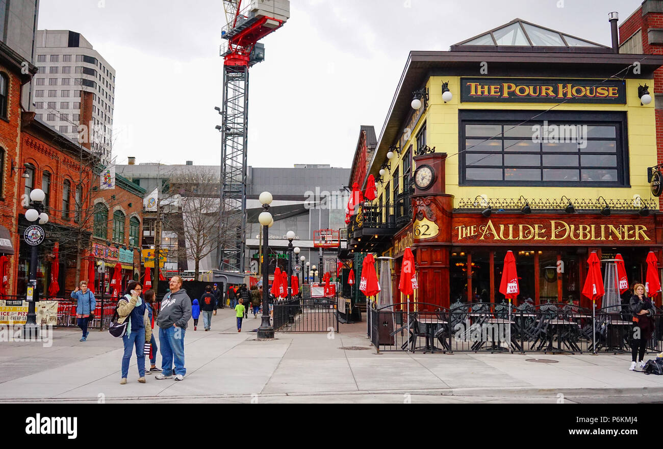 Victoria town centre canada hi-res stock photography and images - Alamy