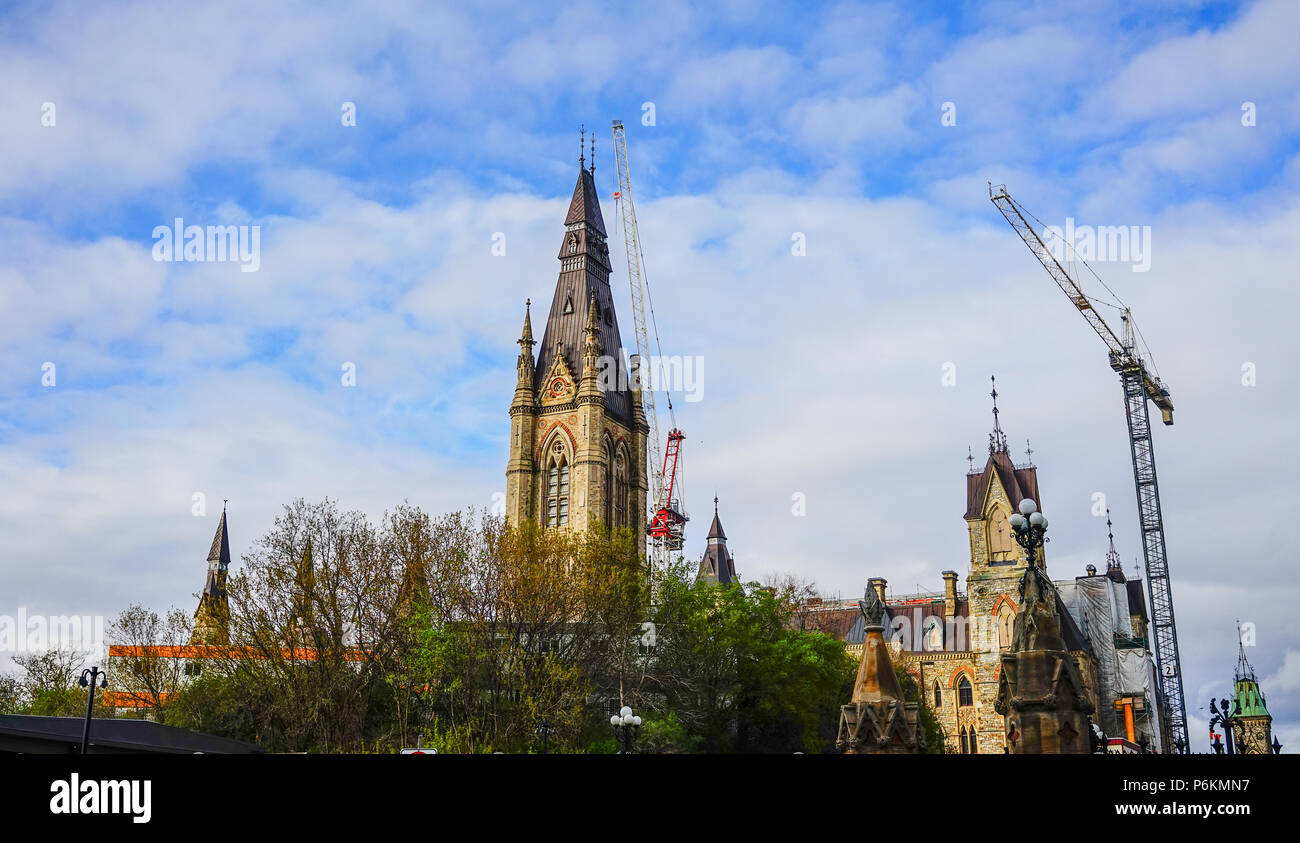 Downtown buidings hi-res stock photography and images - Alamy