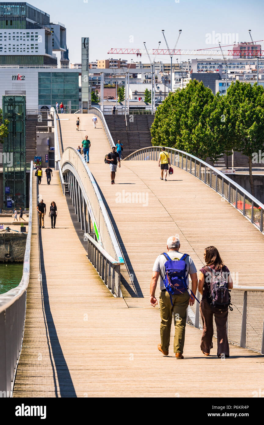The Simone de Beauvoir footbridge crosses the River Seine from the ...