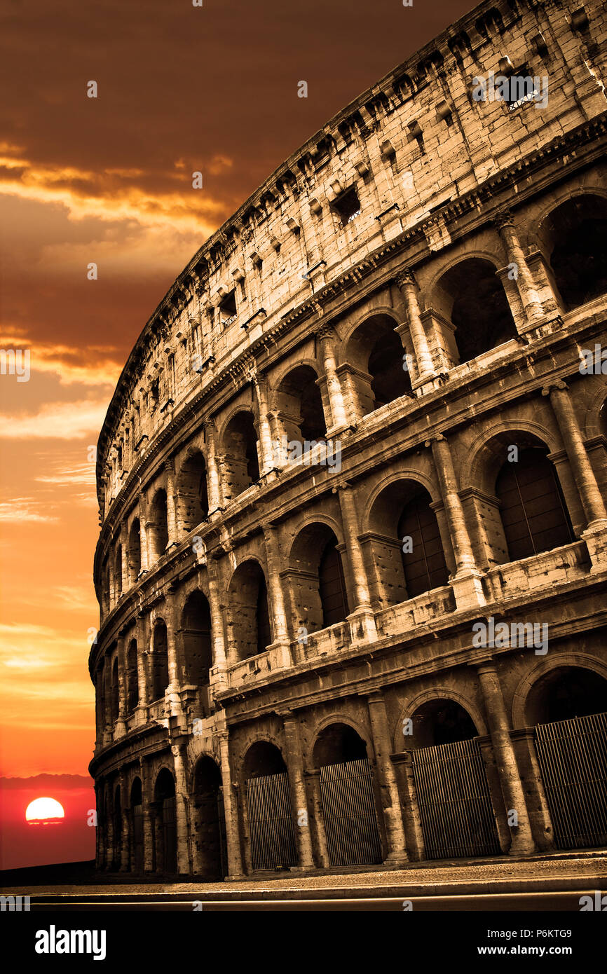 Colosseum at sunrise hi-res stock photography and images - Alamy