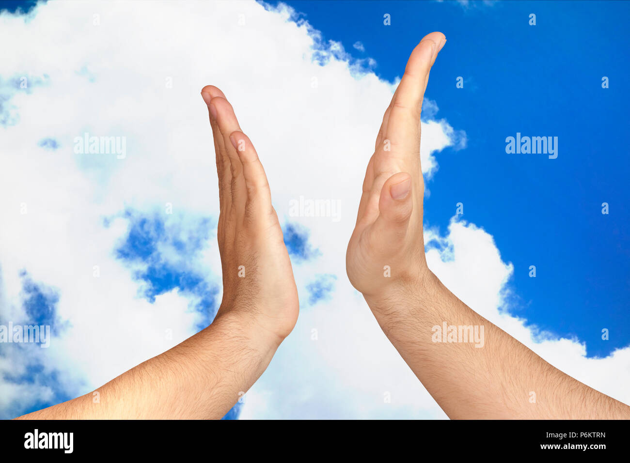 Giving a high five hi-res stock photography and images - Alamy