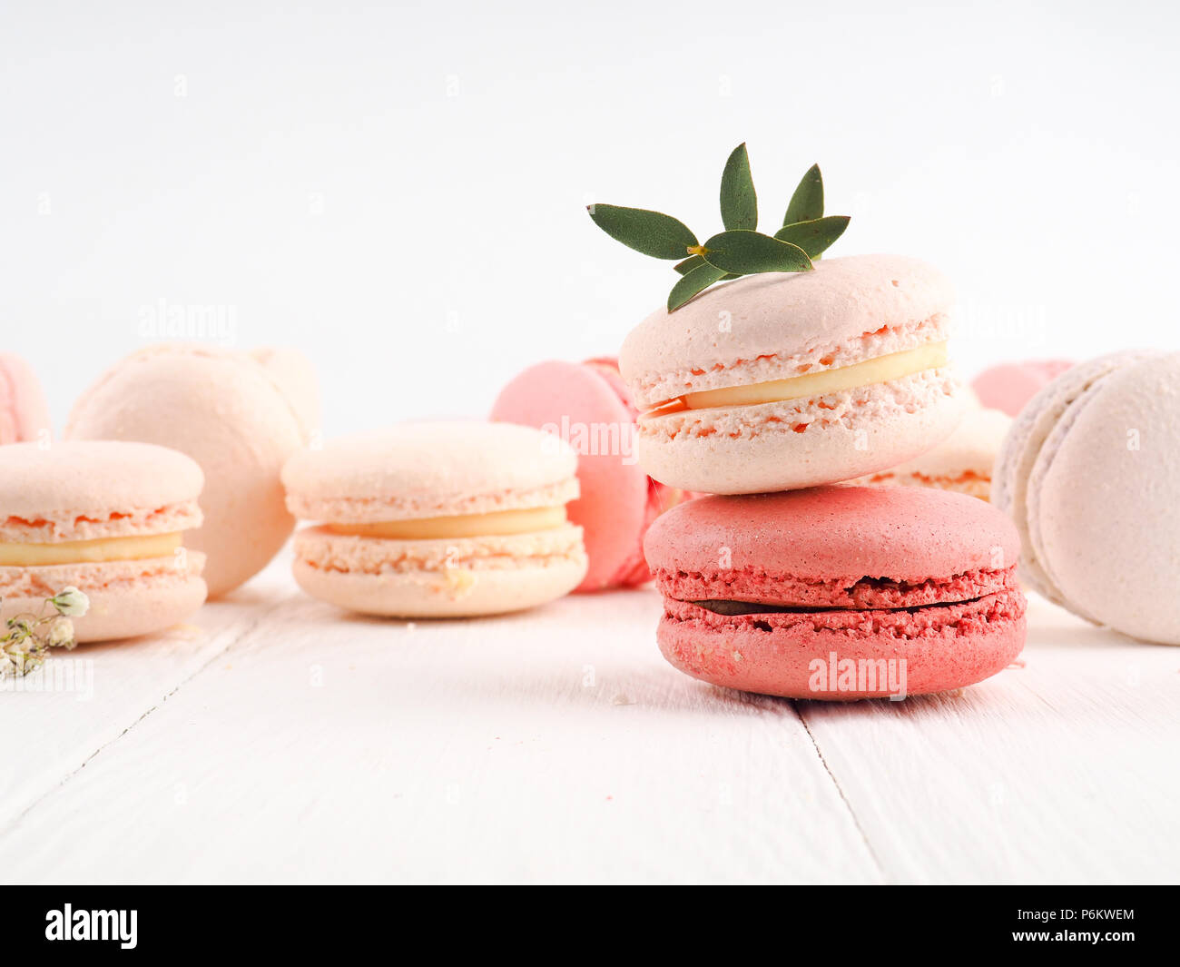 Rows of meringue hi-res stock photography and images - Alamy