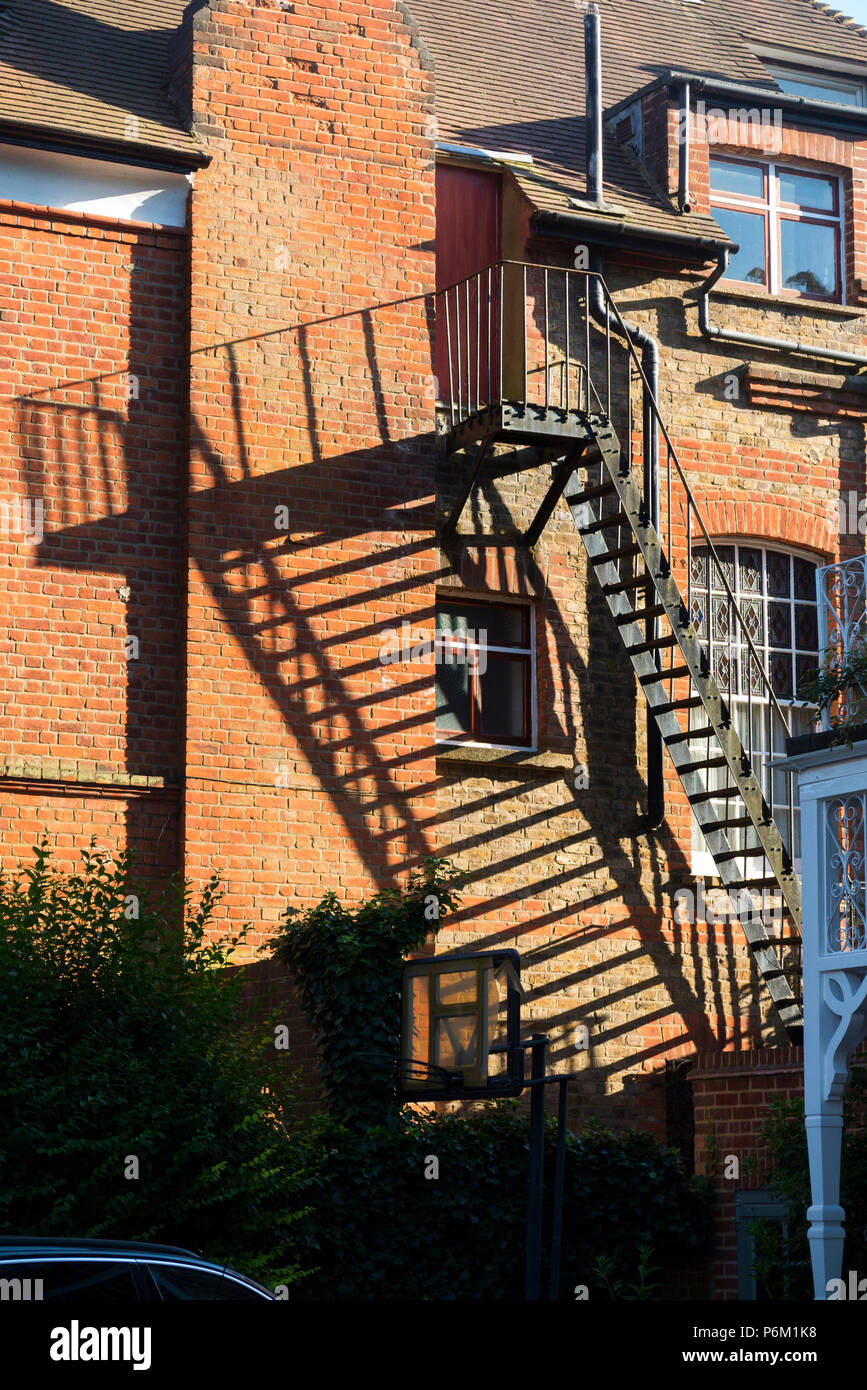 Uk fire escapes hi-res stock photography and images - Alamy