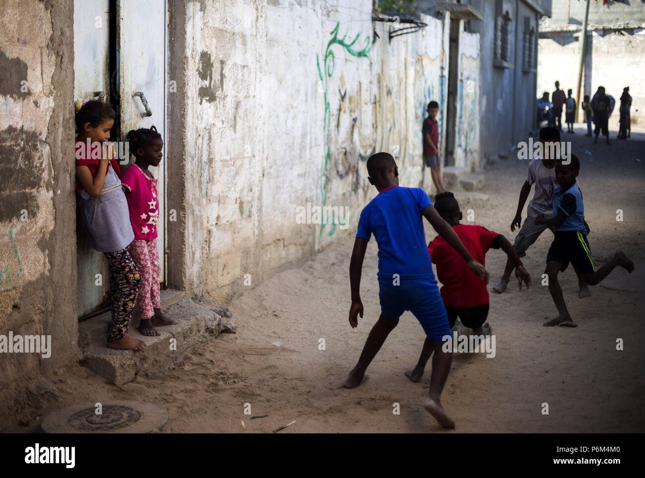 Gaza City, The Gaza Strip, Palestine. 30th June, 2018. Palestinian ...