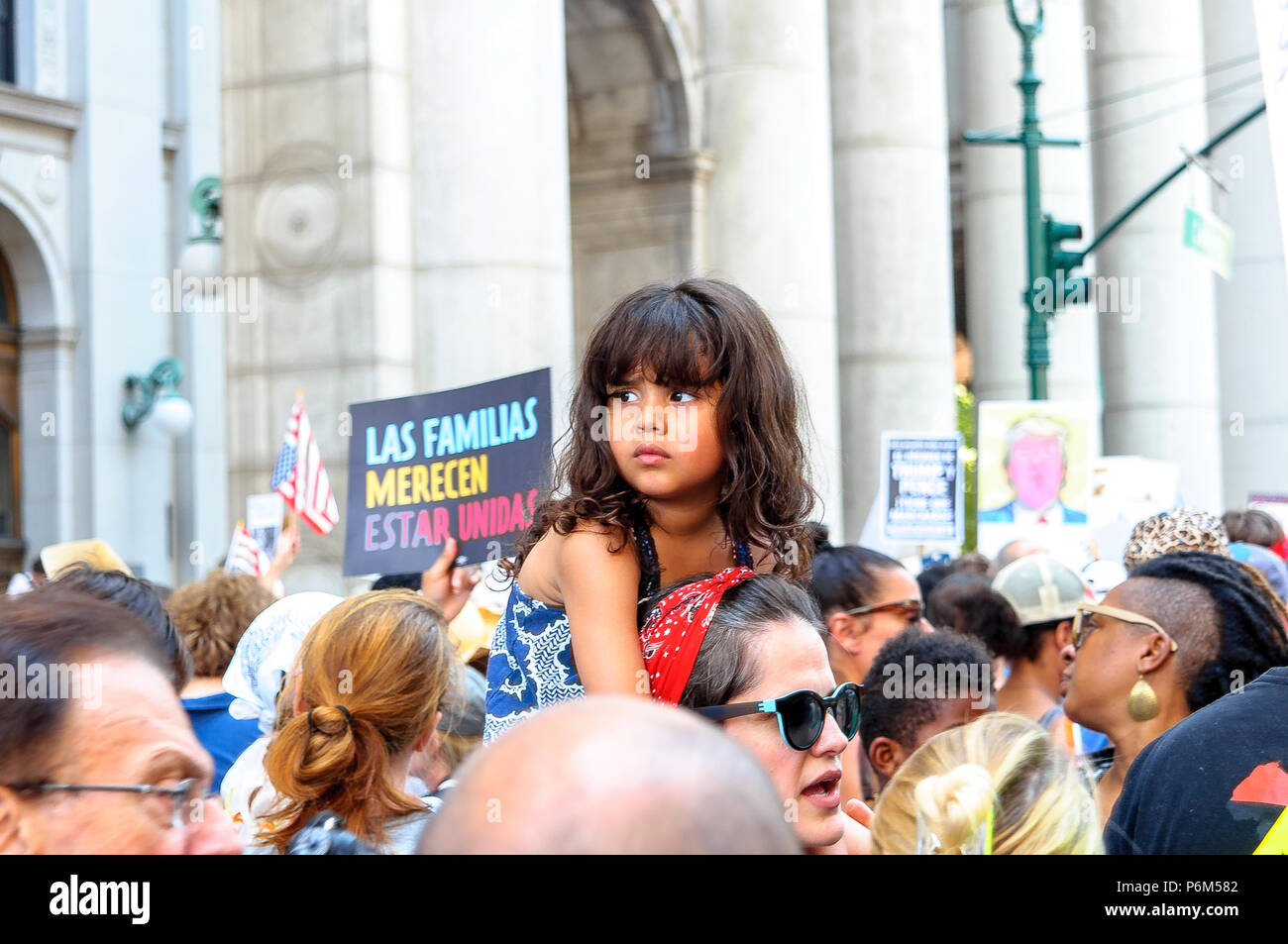Undocumented children hi-res stock photography and images - Alamy