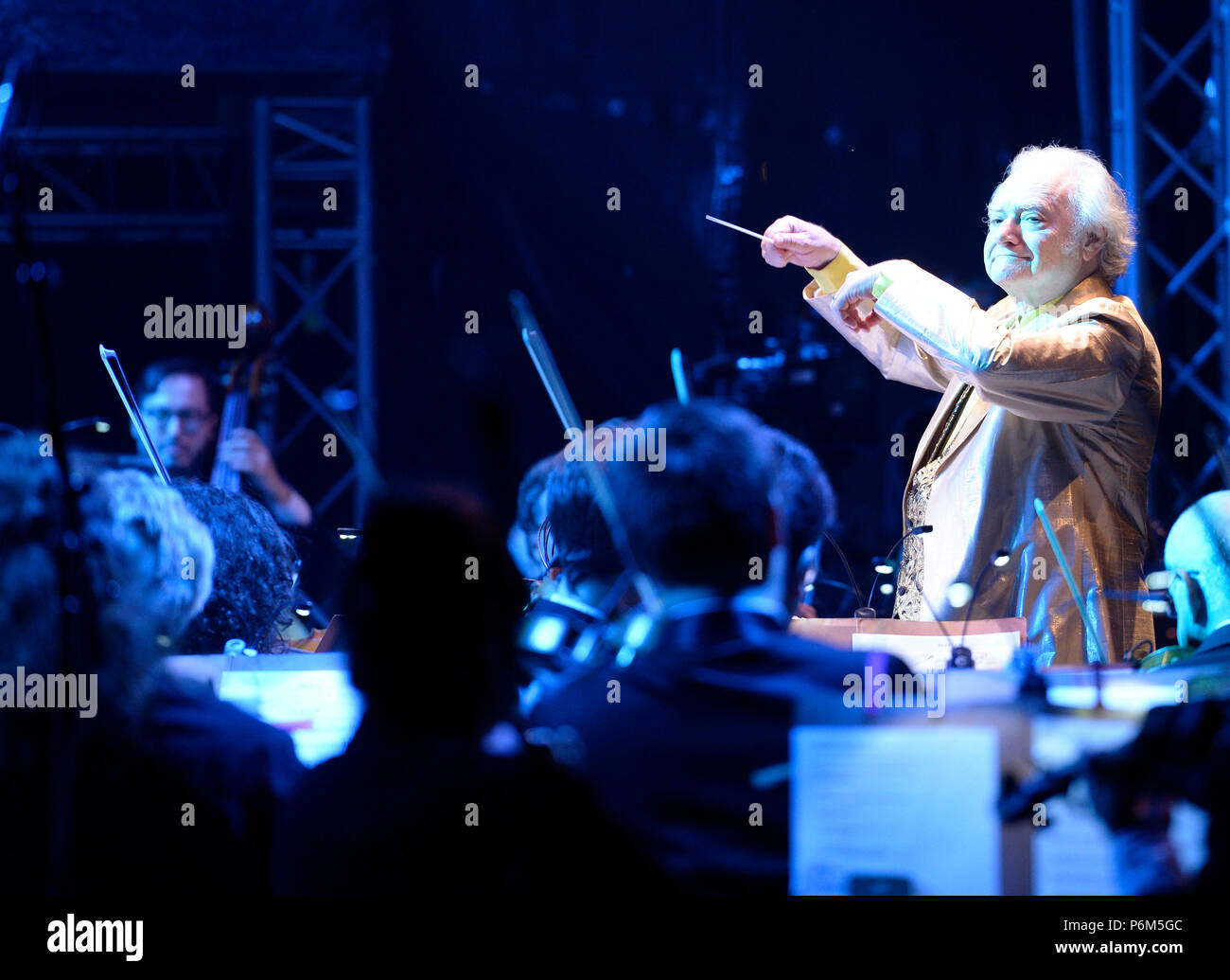 Carl davis composer hi-res stock photography and images - Alamy