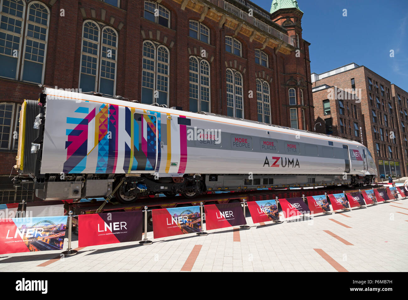 Lner livery hi-res stock photography and images - Alamy