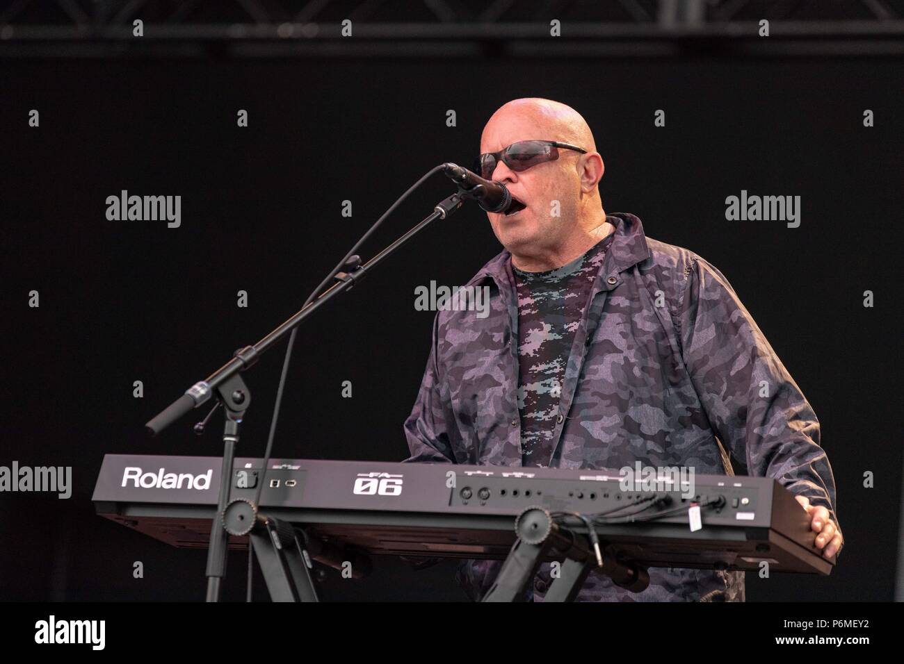 Milwaukee, Wisconsin, USA. 1st July, 2018. MIKE SCORE of A Flock of ...