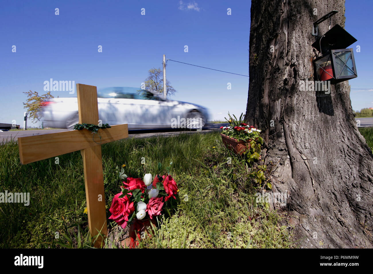 Cross for a traffic victim at a roadside hi-res stock photography and ...