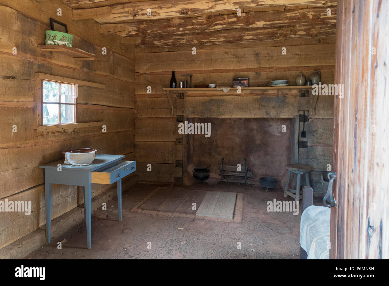 Slave cabin interior at Monticello Stock Photo - Alamy Slave cabin interior at Monticello Stock Photo - Alamy