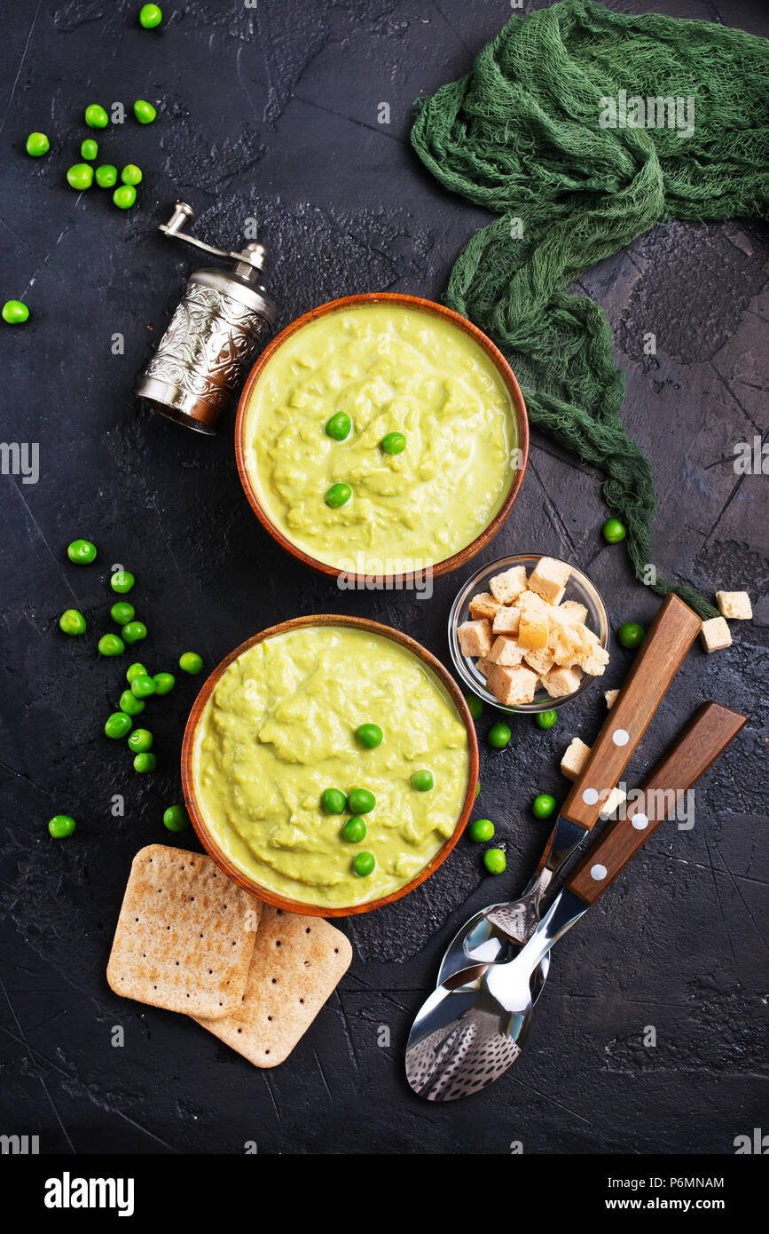 Mashed potato peas green beans hi-res stock photography and images - Alamy