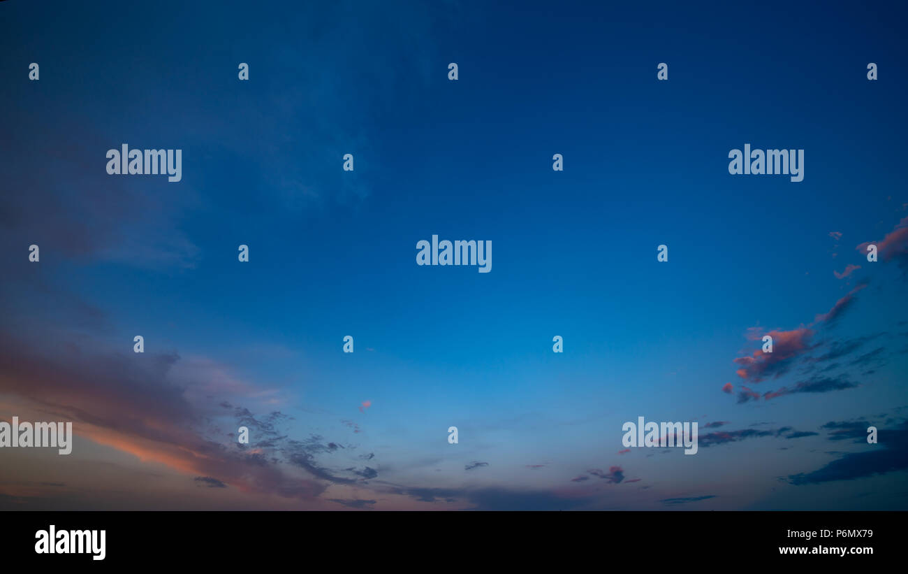 Red cloud sky after sunset hi-res stock photography and images - Alamy