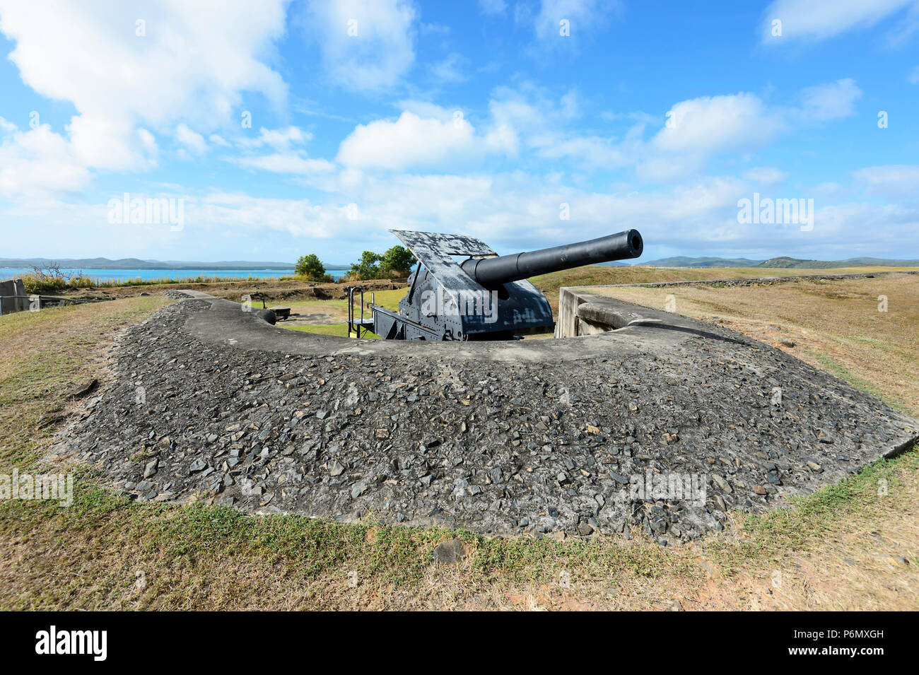 World war ii gun island hi-res stock photography and images - Alamy