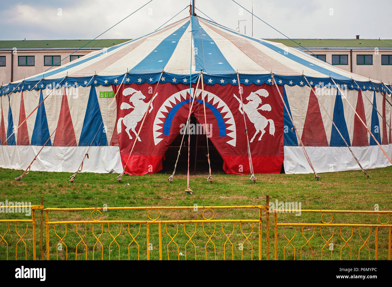 Circus tent at night hi-res stock photography and images - Alamy
