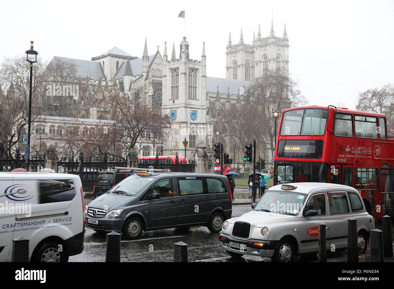 Rainy day britain hi-res stock photography and images - Alamy