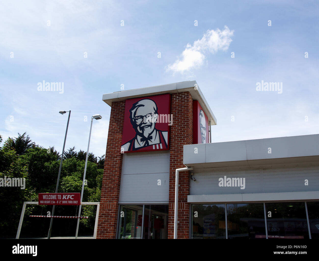 Kfc Drive Through Stock Photos & Kfc Drive Through Stock Images - Alamy