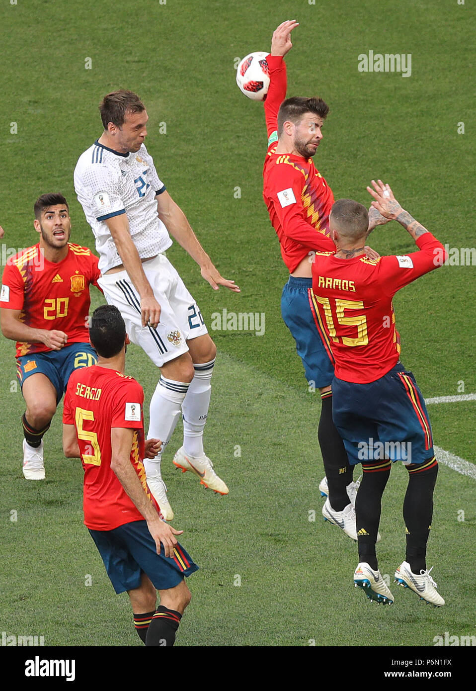Gerard pique world cup hi-res stock photography and images - Alamy