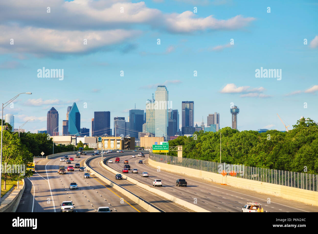 Overview of downtown Dallas in the morning Stock Photo - Alamy