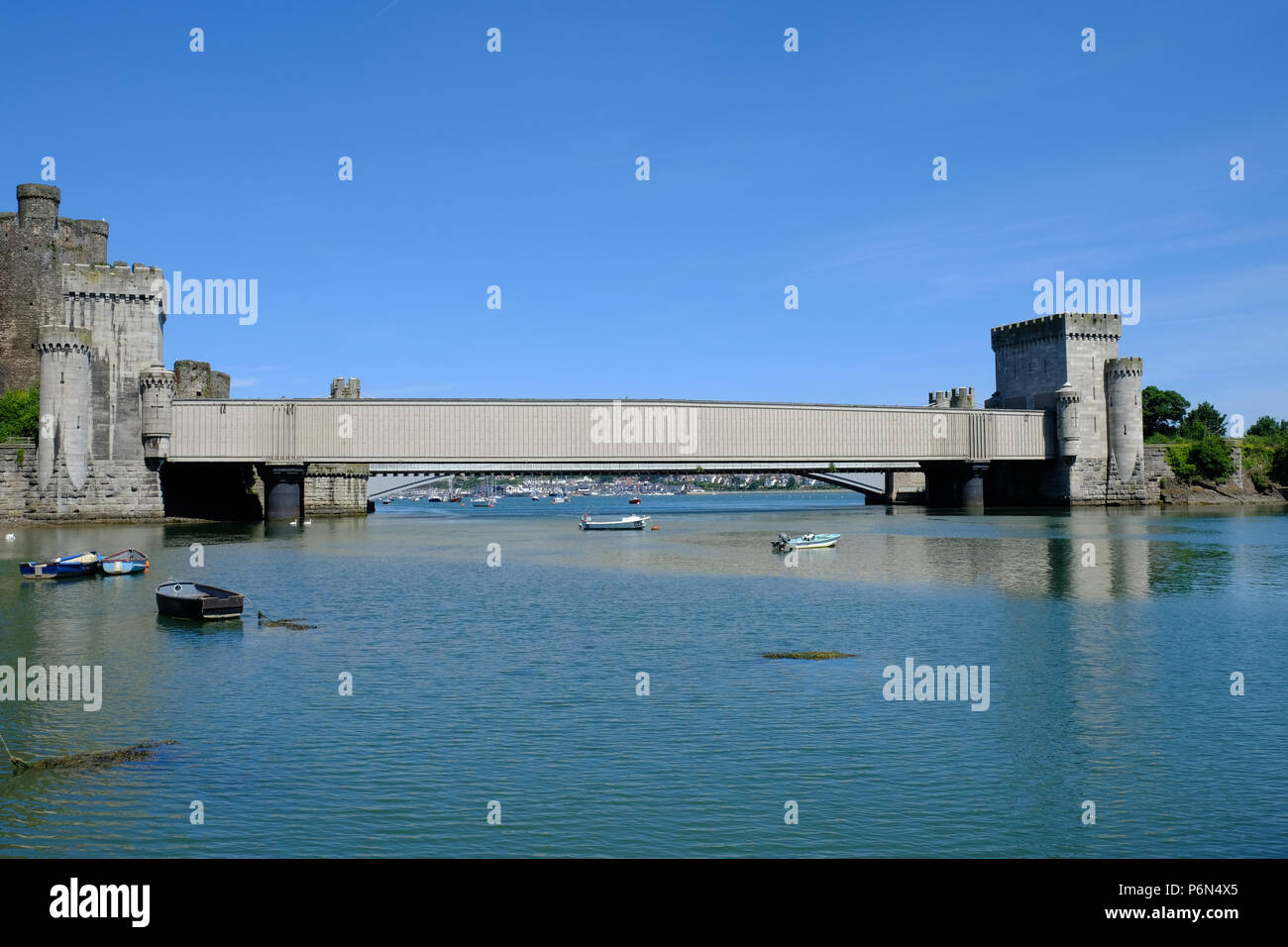 Conwy railway bridge hi-res stock photography and images - Alamy