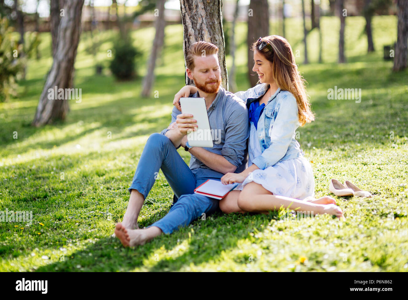 Two beautiful young student hi-res stock photography and images - Alamy