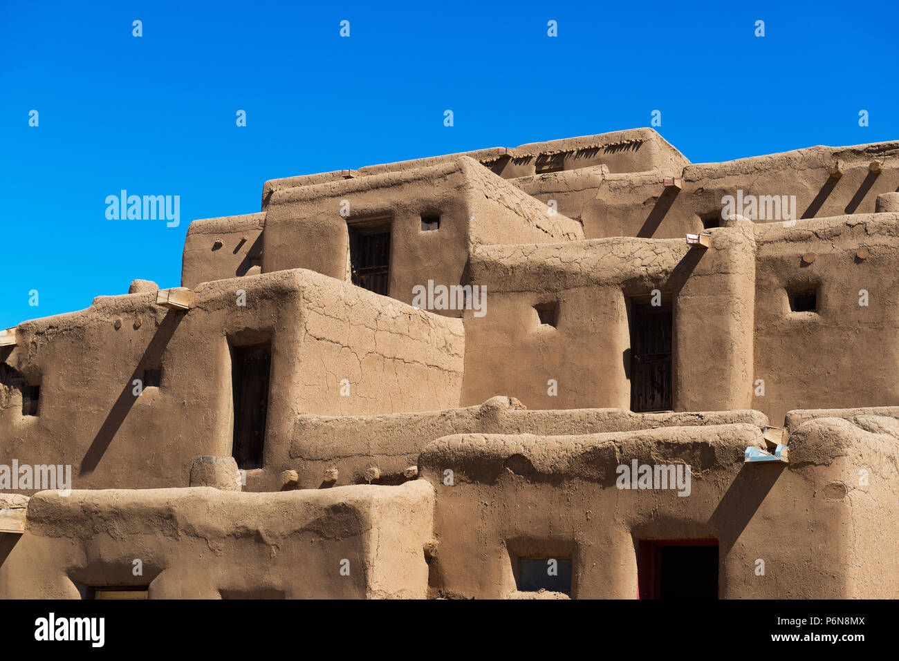 Adobe mud house new mexico hi-res stock photography and images - Alamy
