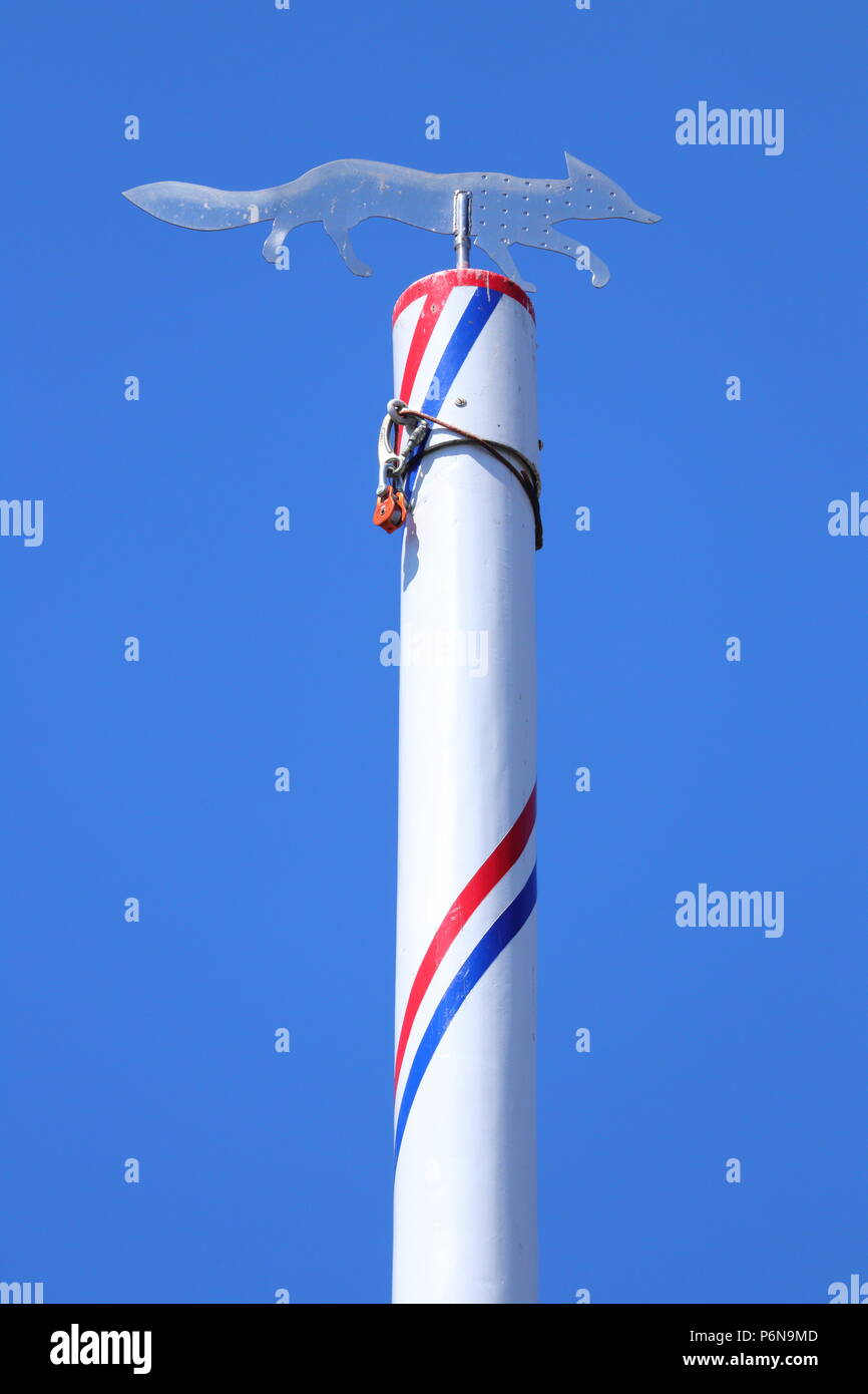 Leeds maypole hi-res stock photography and images - Alamy