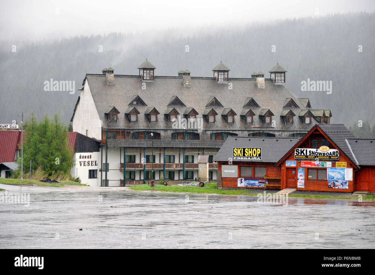 Vesel hi-res stock photography and images - Alamy