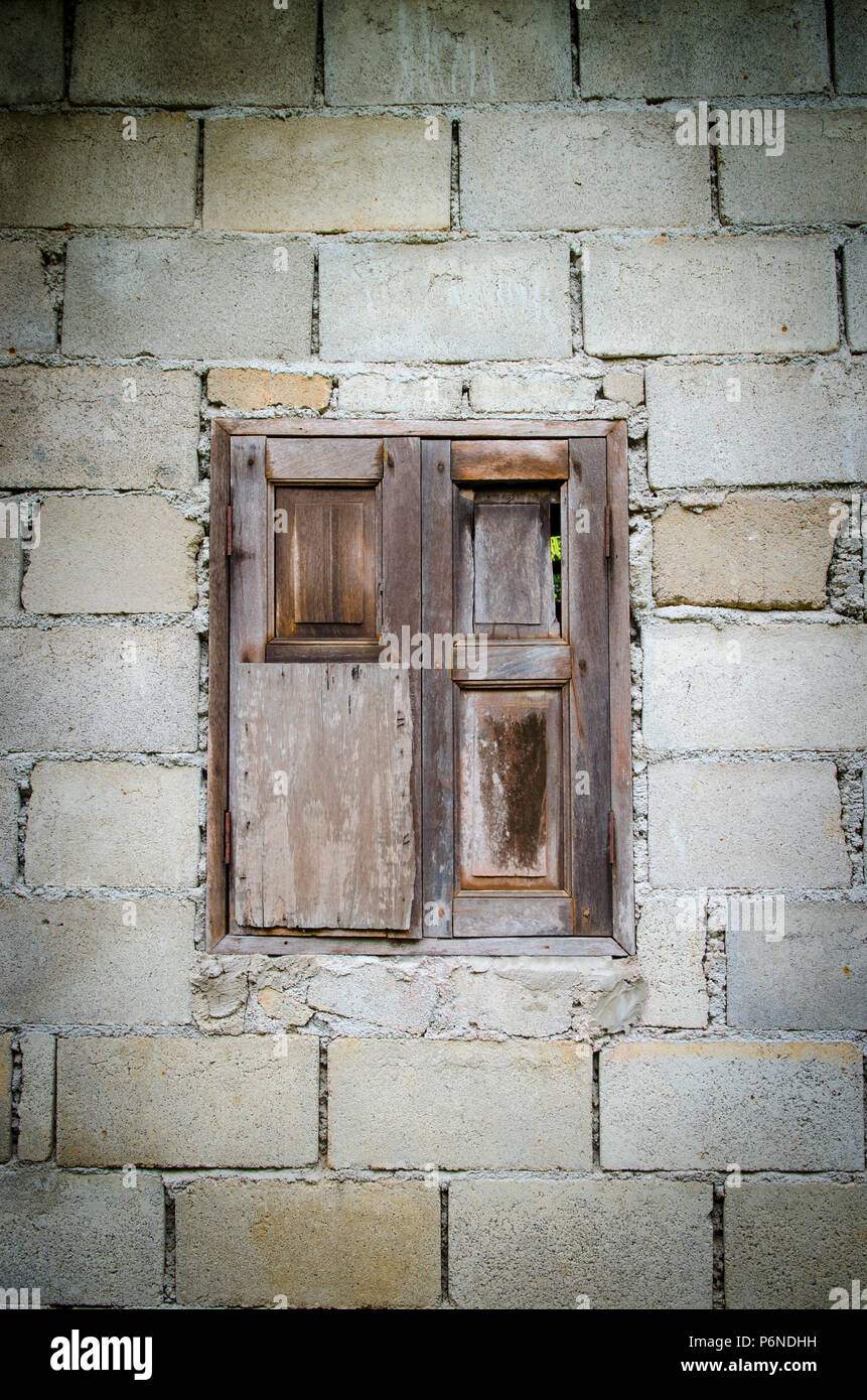 Window wall stone patterns hi-res stock photography and images - Alamy